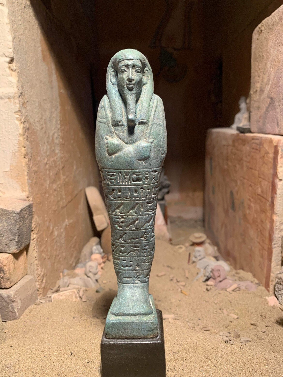 Egyptian statue - Ushabti / Shabti figure replica. 26th dynasty sculpture.