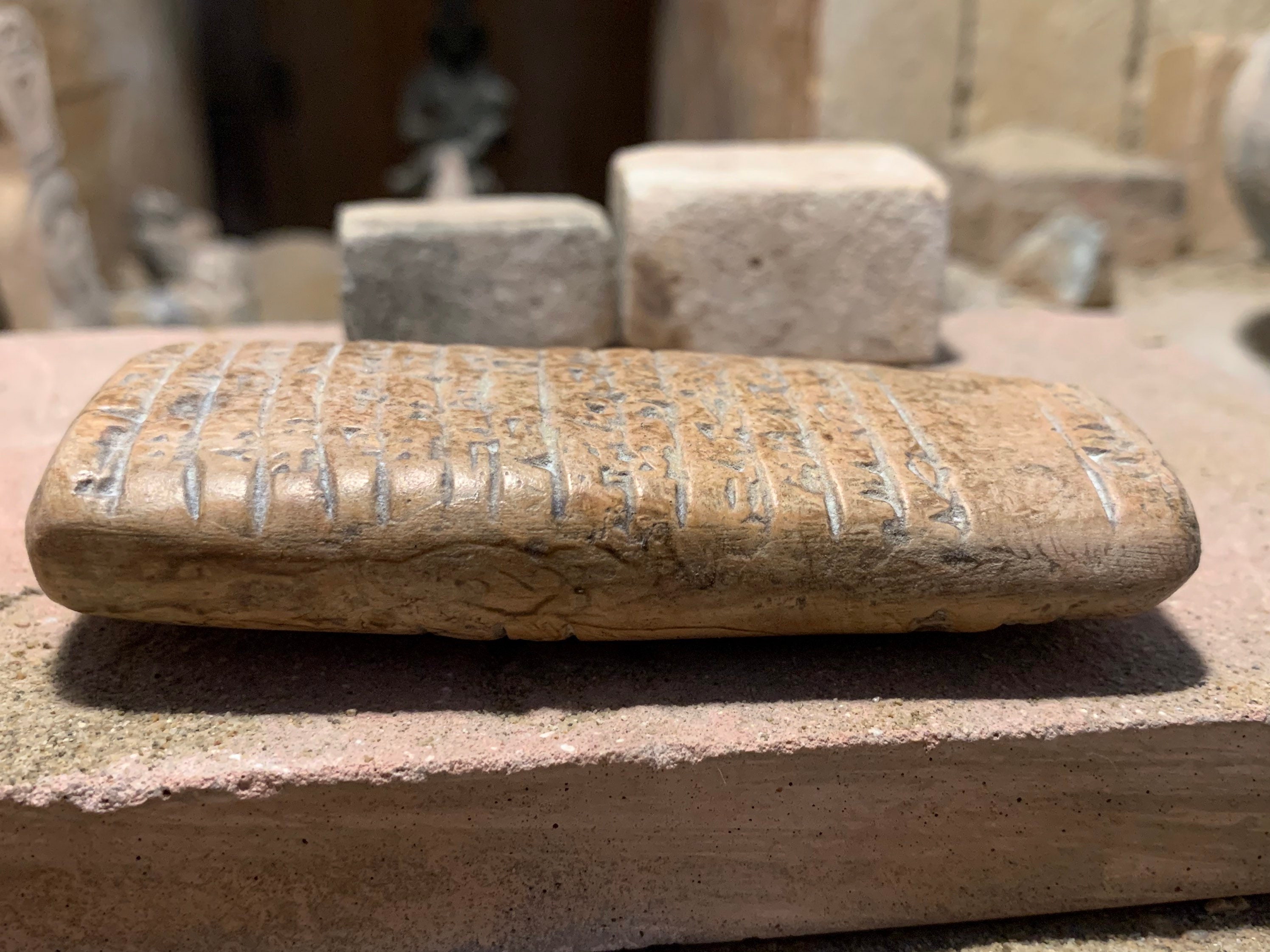 Sumerian / Babylon Cuneiform tablet - Ancient writing Mesopotamia