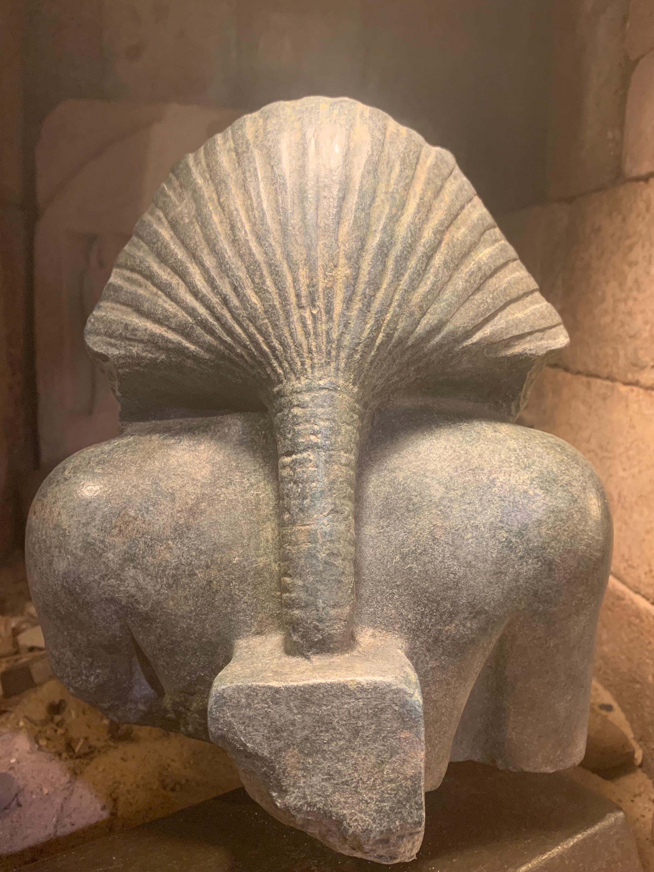 Egyptian statue / sculpture - replica bust fragment of Pharaoh ...