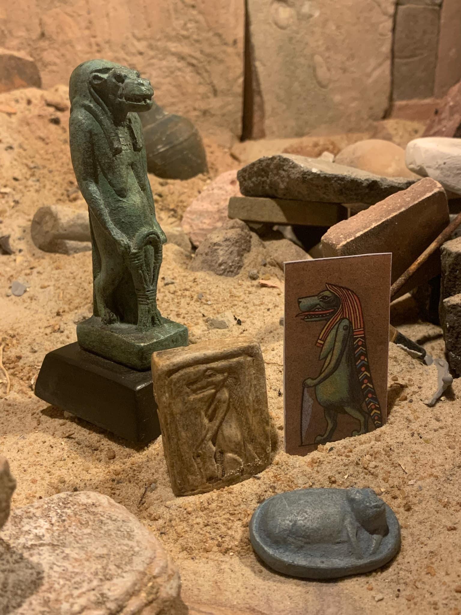 Egyptian statue Taweret - Hippopotamus.Protector Goddess of childbirth ...