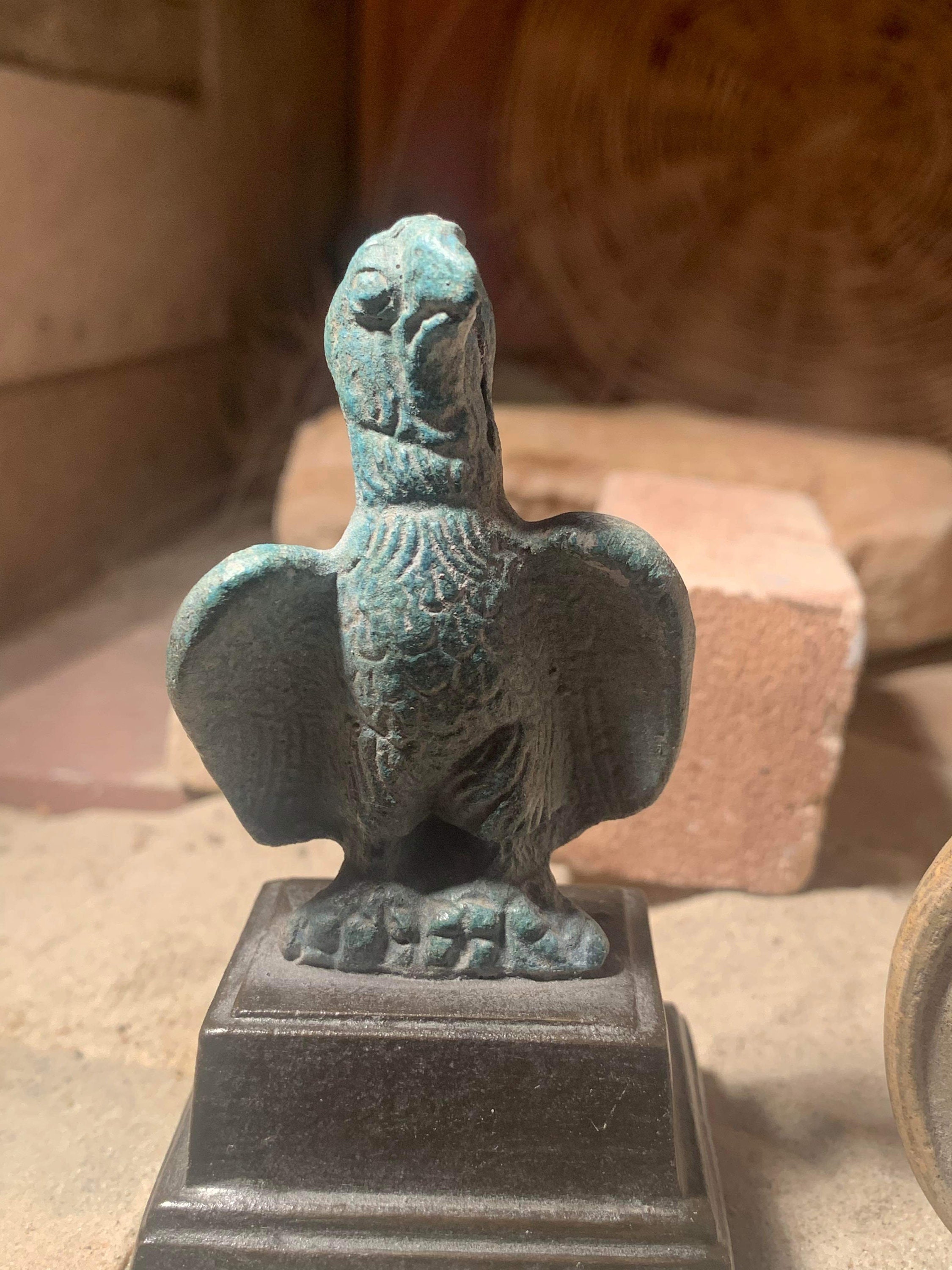 Zeus and Aquila Ancient Greek / Roman art. Eagle statue and amulet ...