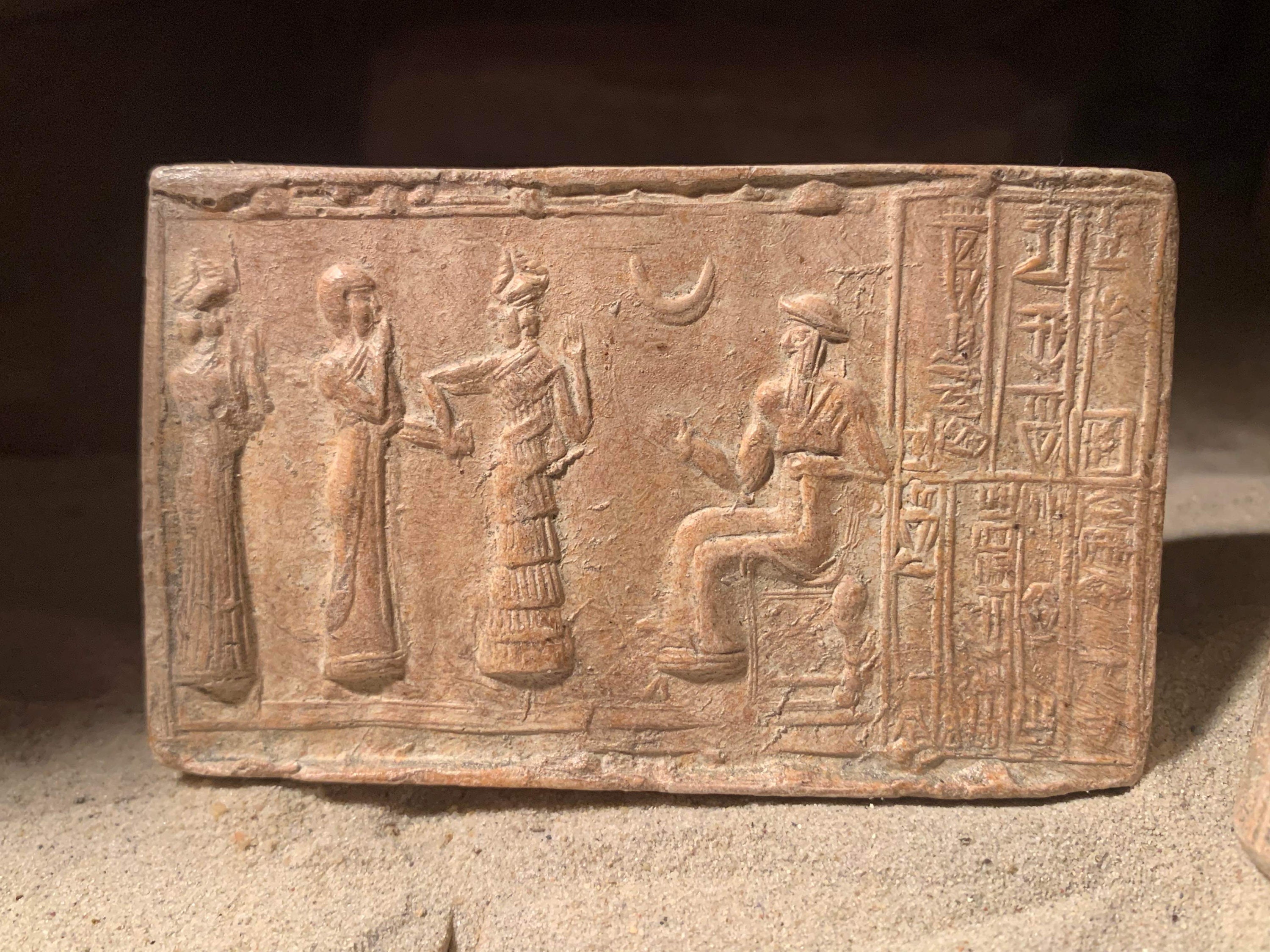 Sumerian cylinder seal of Ur Nammu. Museum replica tablet set ...