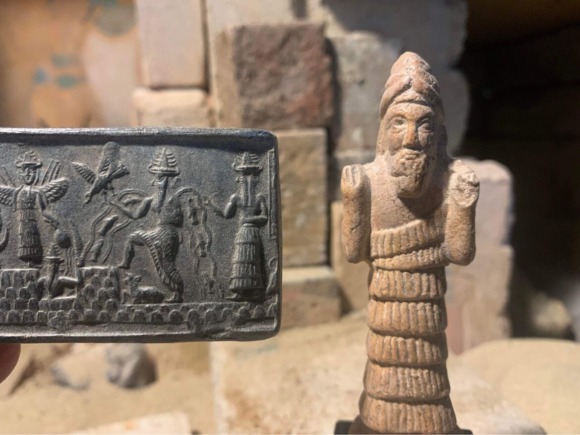 Sumerian statue and seal impression replica. Enki, Ishtar, Shamash ...