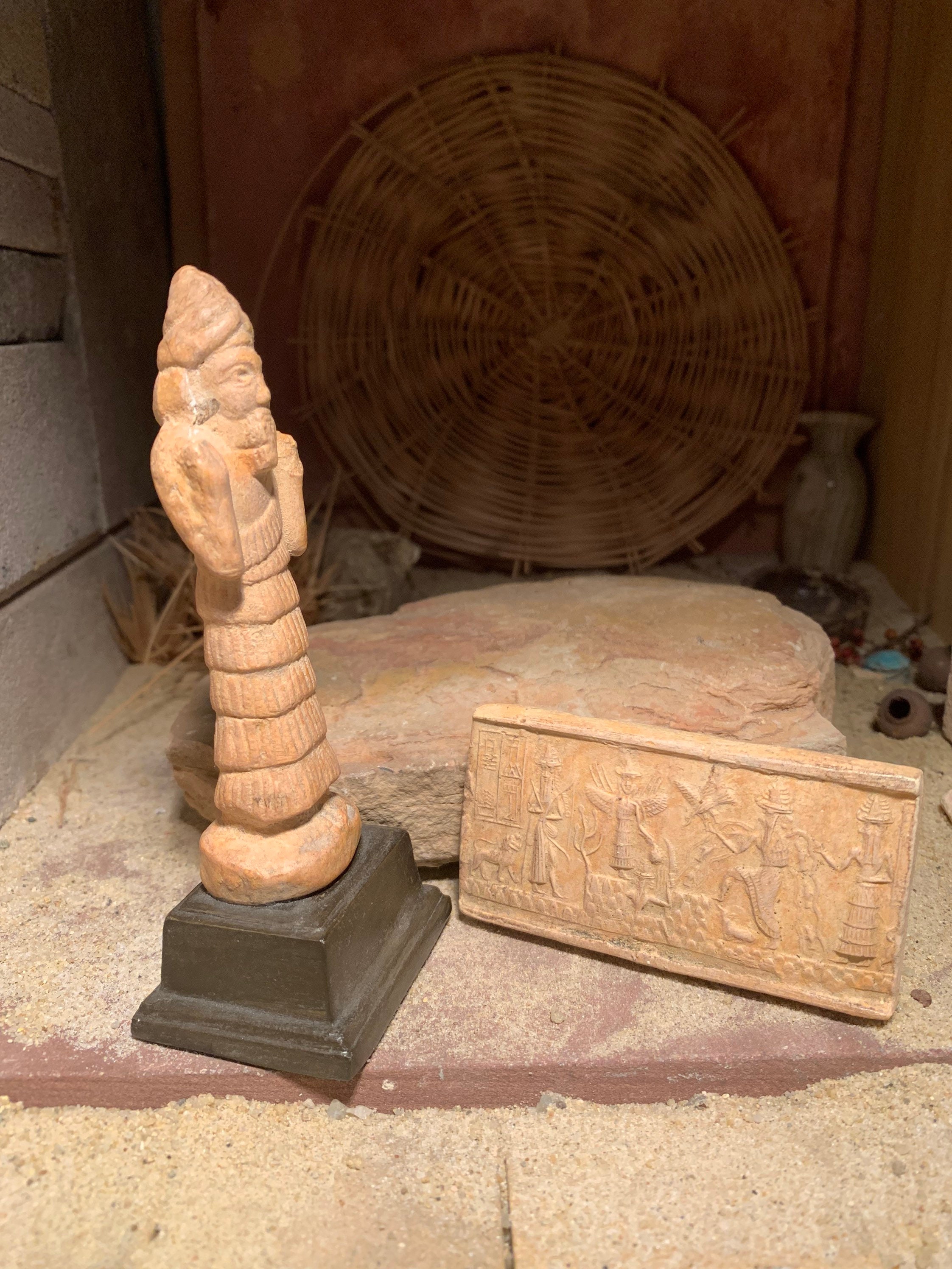 Sumerian statue and seal impression replica. Enki, Ishtar, Shamash ...