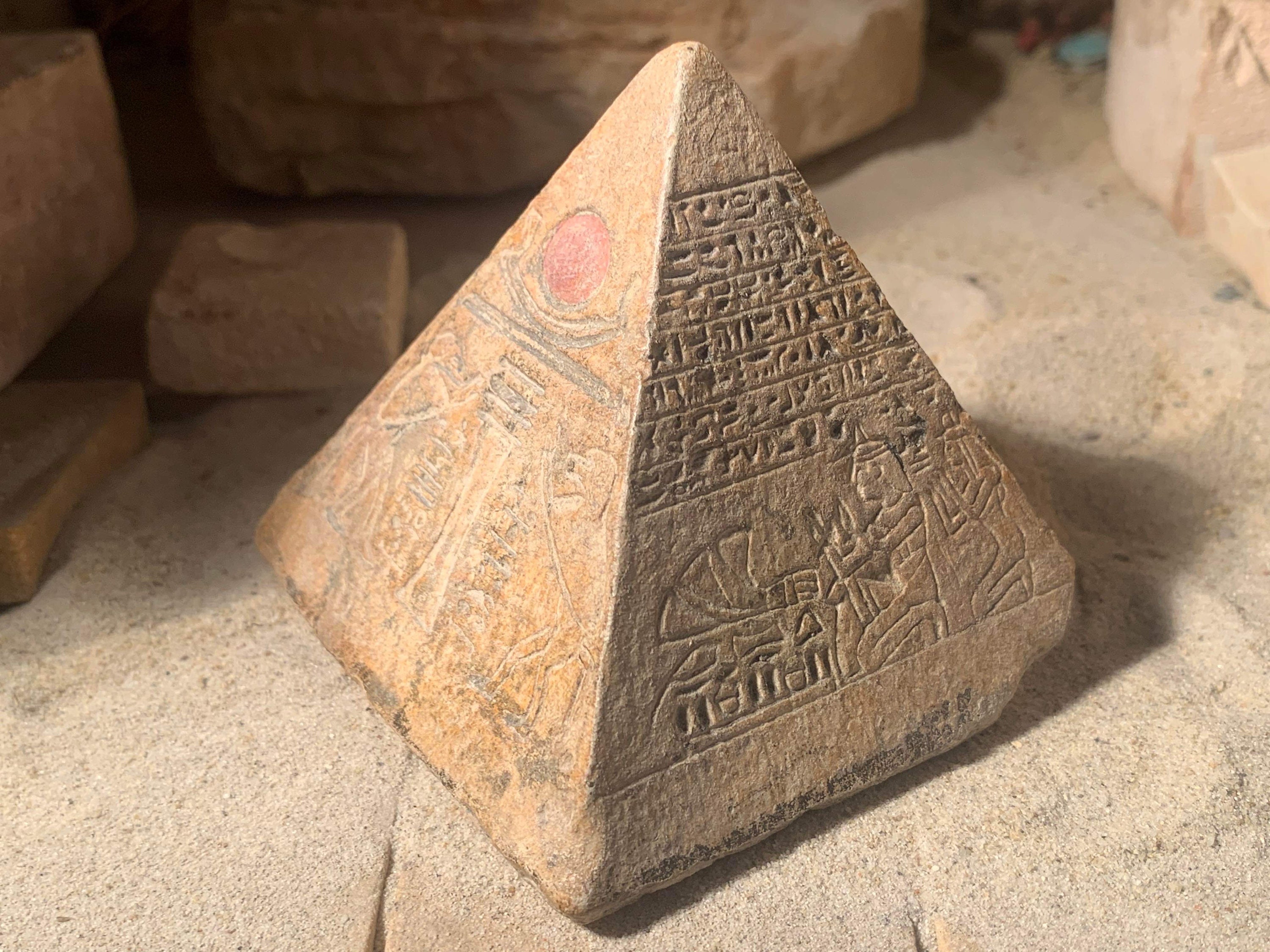 Egyptian Pyramid / capstone museum replica - featuring Thoth & the boat ...