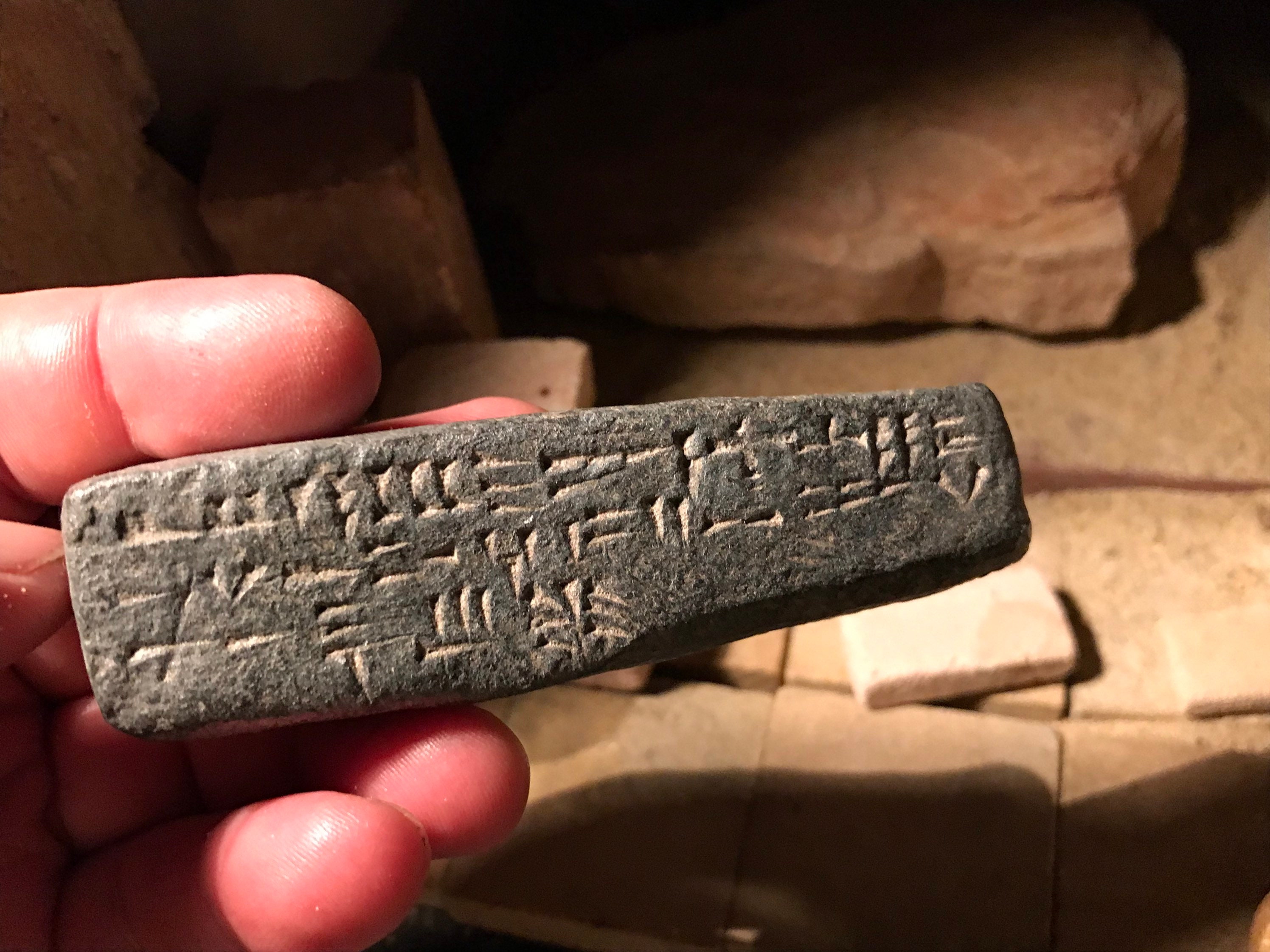 Sumerian Cuneiform - Mesopotamia - Ugarit alphabet - Abjad - ancient ...