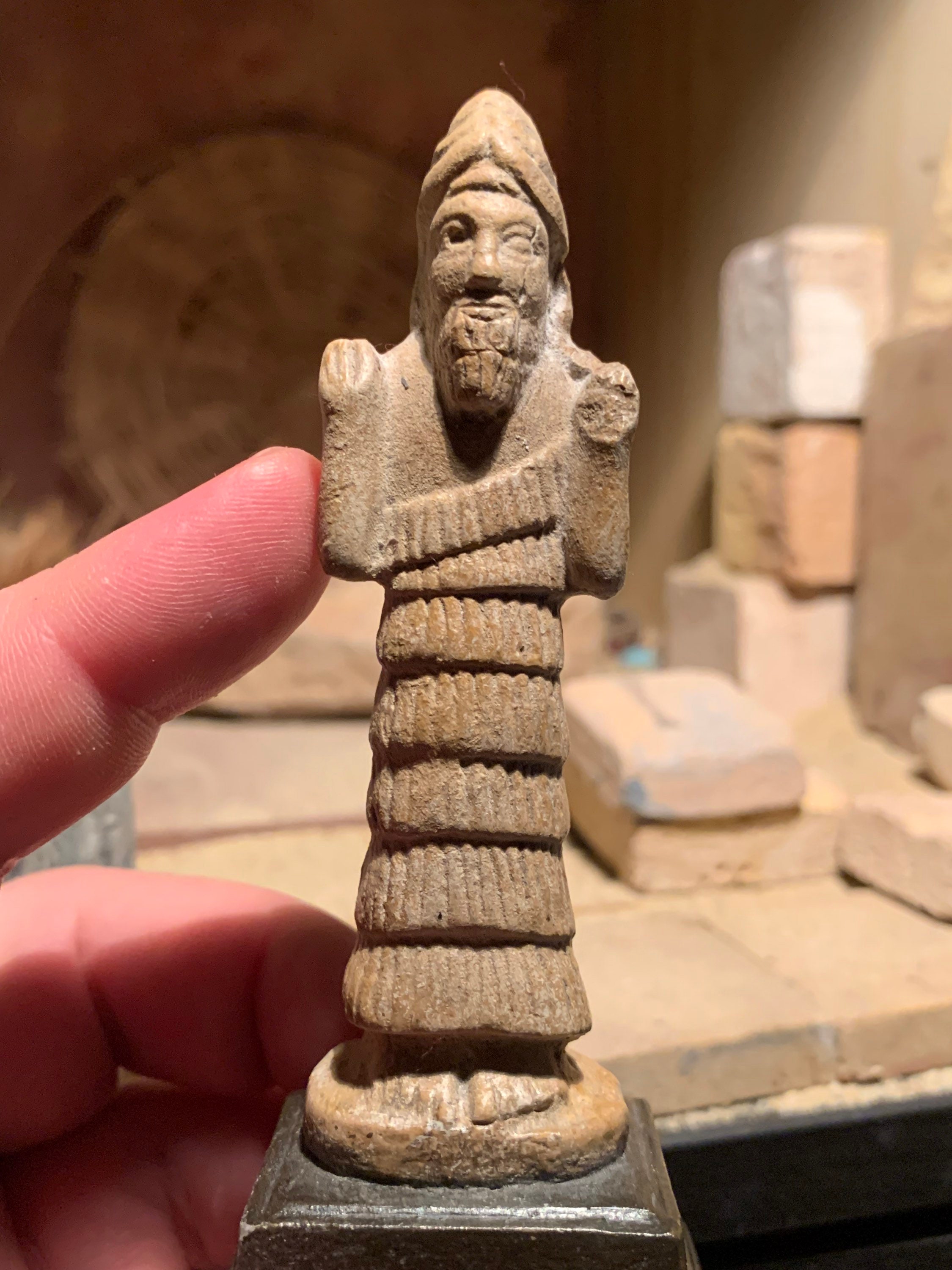 Sumerian statue and seal impression replica. Enki, Ishtar, Shamash ...