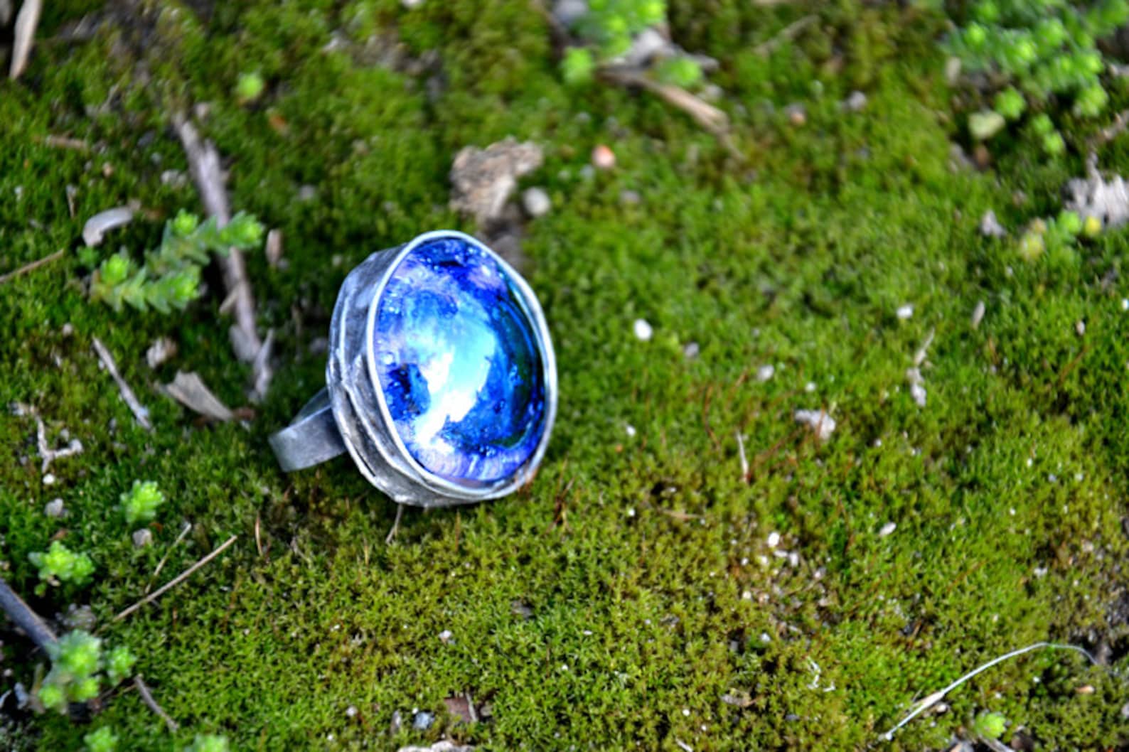 NAVY BLUE & VIOLET Ring With Mysterious Glass Statement - Etsy