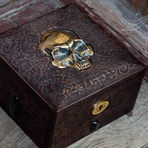 Big Skull Box | Gothic Box | Goth | Wooden Crafted Vintage Jewelry Box ...
