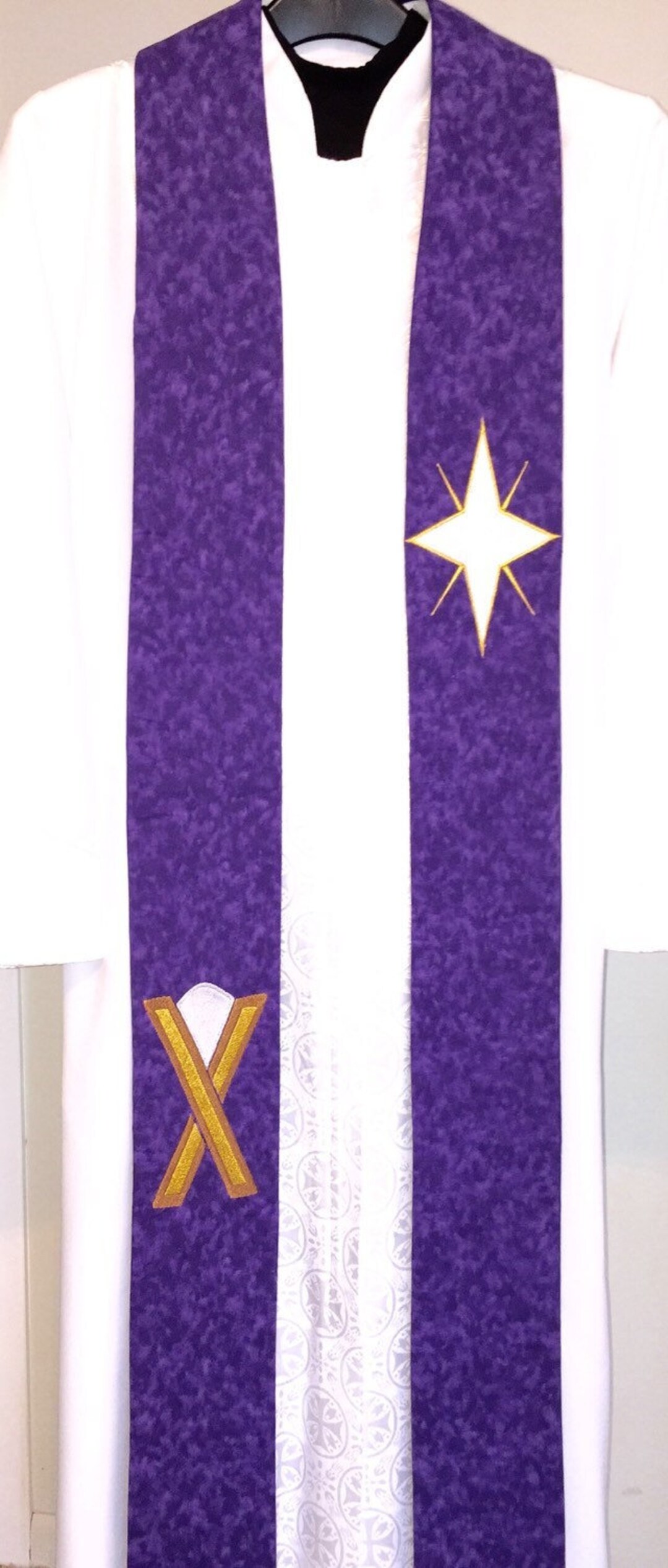 Purple Advent Clergy Stole W/ Star and Manger for Pastor - Etsy