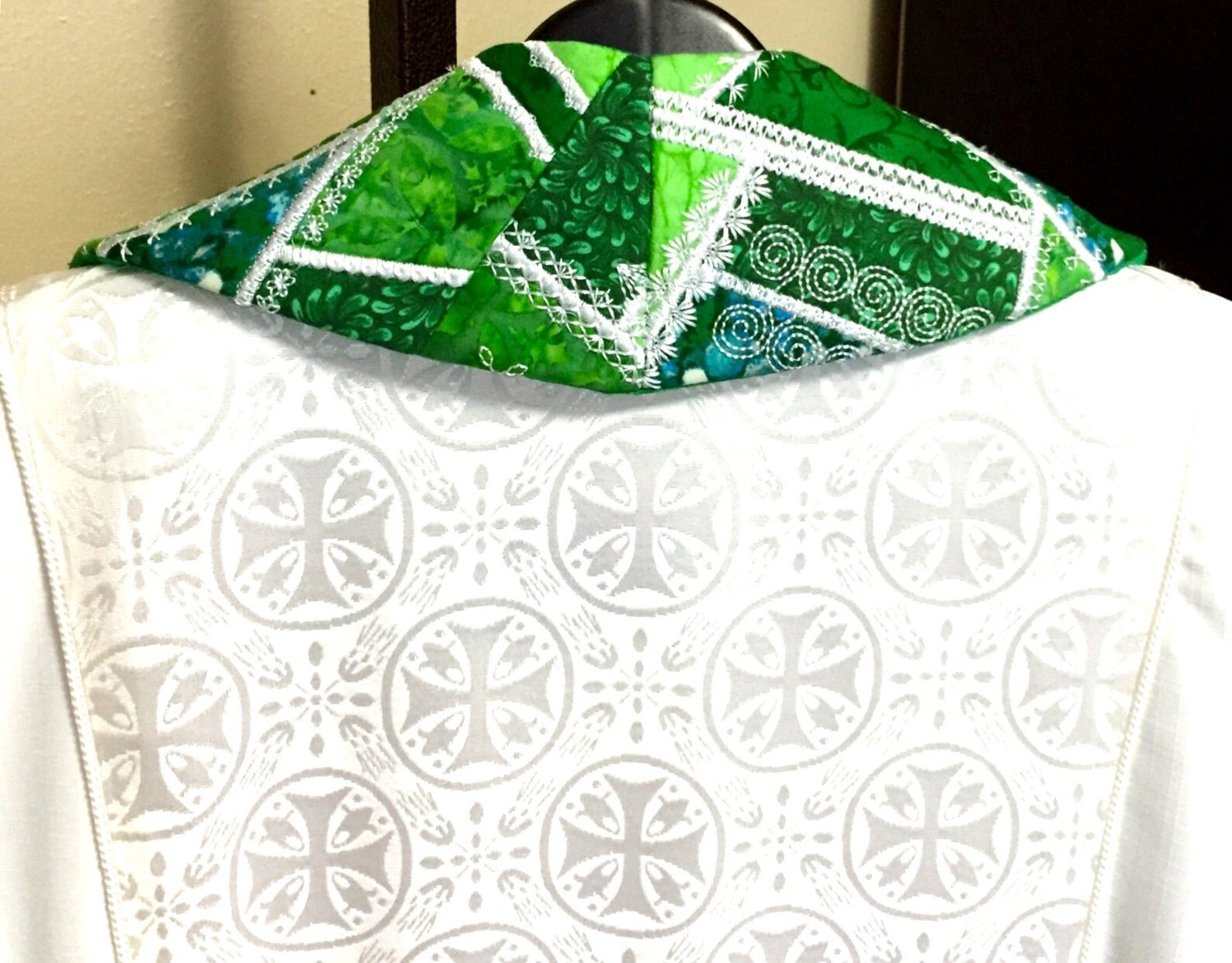 Green Quilted Stole W/ Butterfly and Cross for Pastor - Etsy