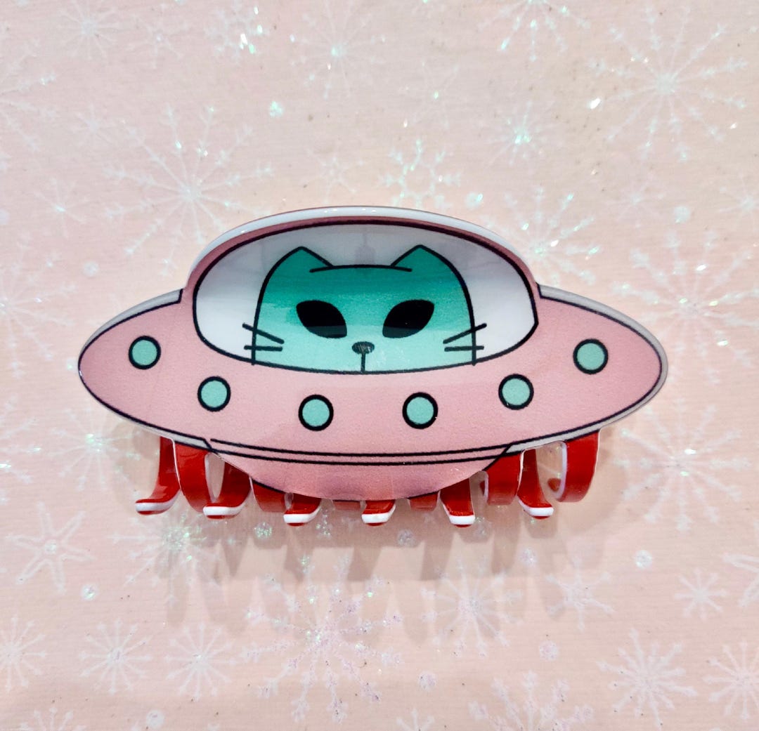 Cat Hair Claw With Alien Space Ship Design! Awesome Fun! Medium Size ...