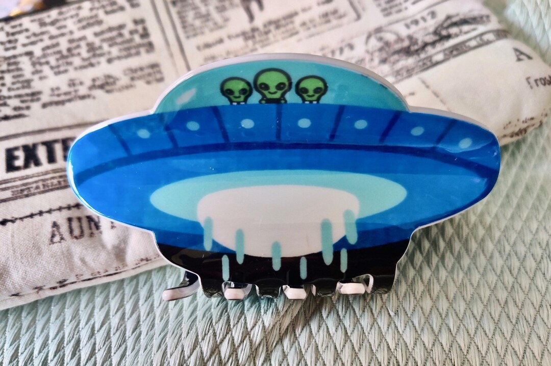 Hair Claw With Alien Space Ship Design! Awesome Fun! Medium Size, Last ...