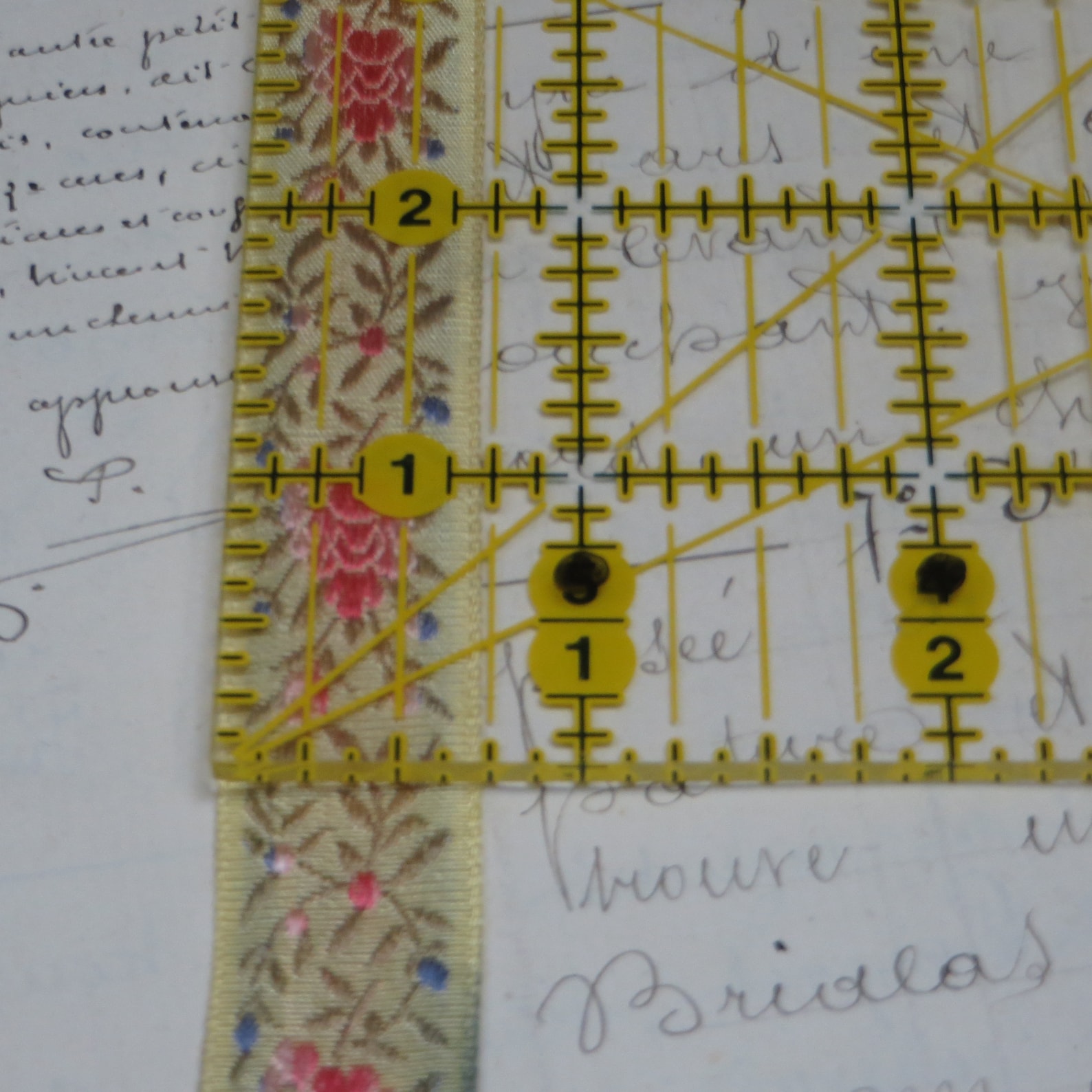 1y YELLOW FRENCH FLOWER Jacquard Ribbon Tag: Ombre Rose White | Etsy