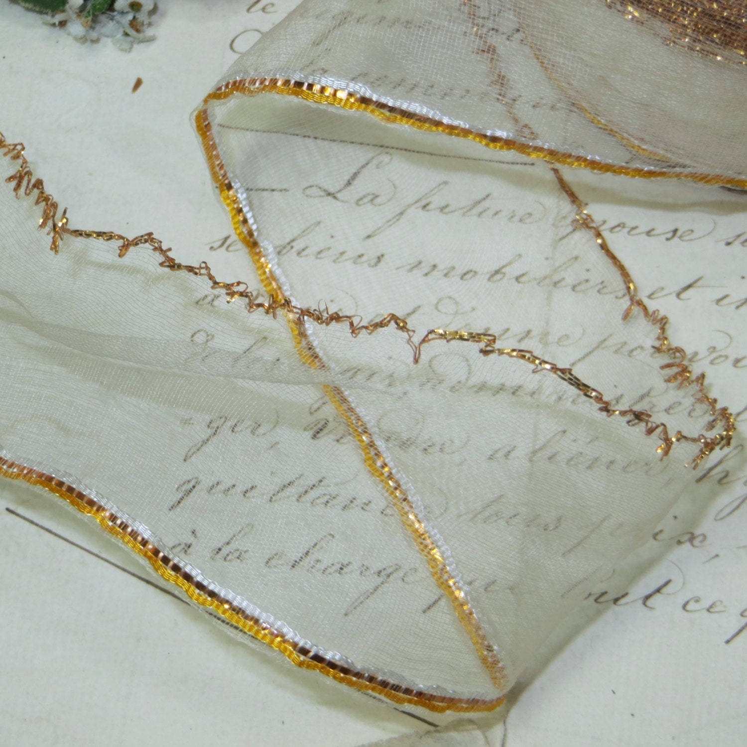 4y FRENCH ORGANZA OMBRE White Ribbon Gold Metal Lettuce Edge Ribbonwork ...