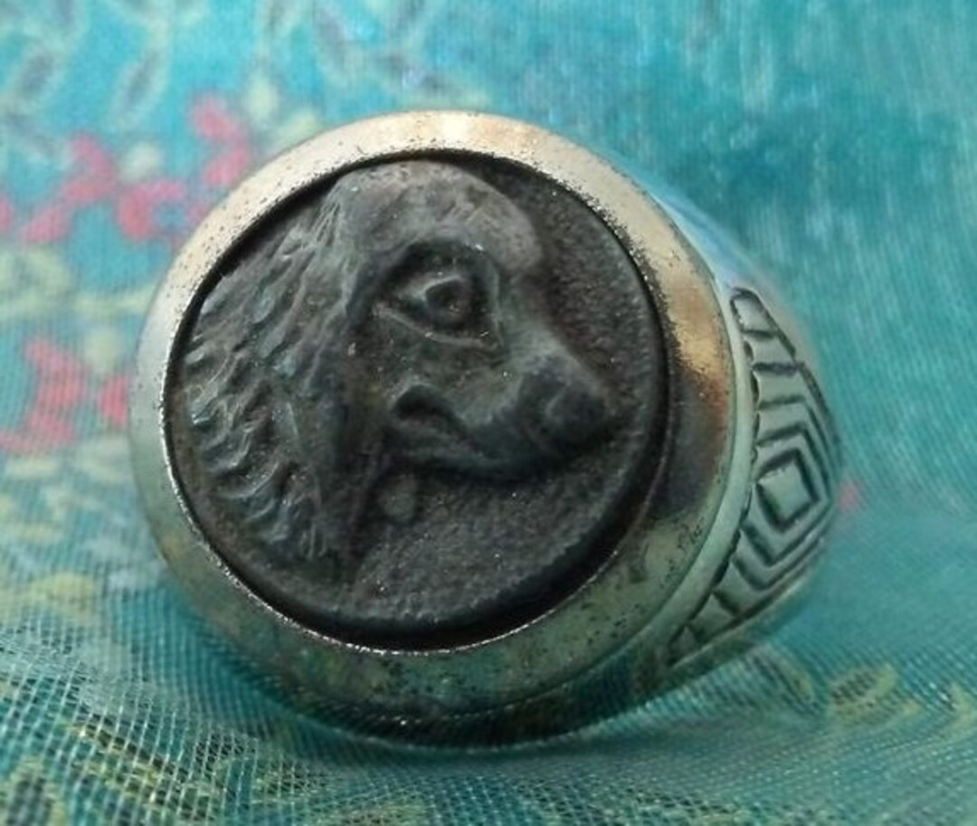Petite French Setter Dog Antique Button "statement" Ring - Upcycled ...