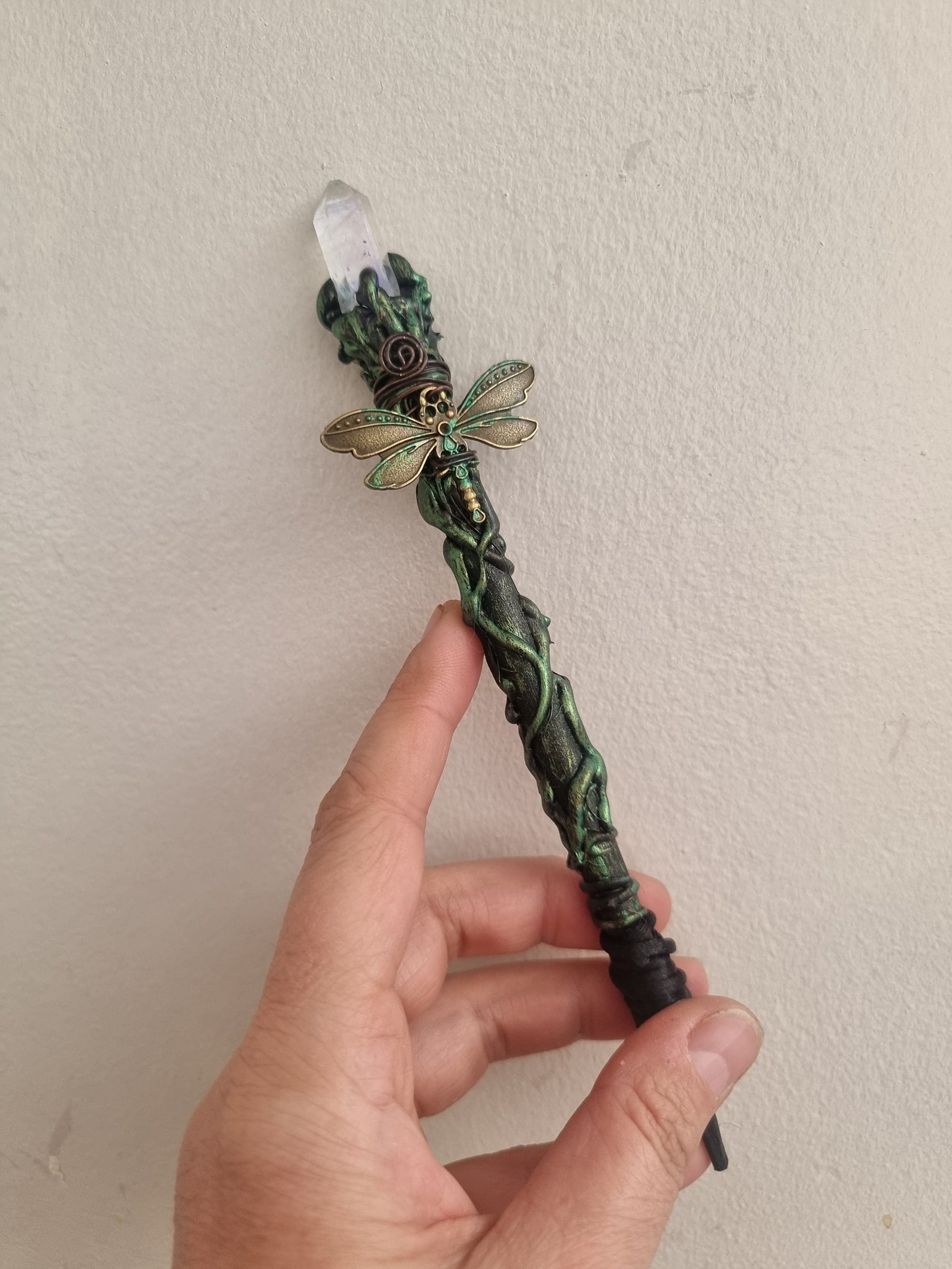 Crystal Wand, Mini Witch Natural Stone Wand, Dragonfly Gifts, Green Fae ...