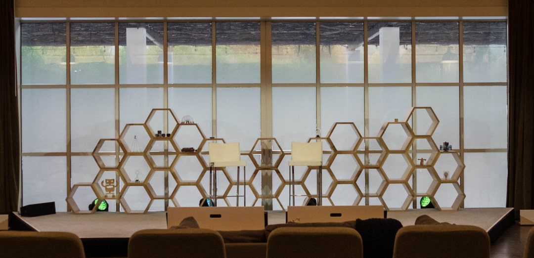 Hexagon Shelves, Honeycomb Shelves, Retail Display, Retail Fixture ...