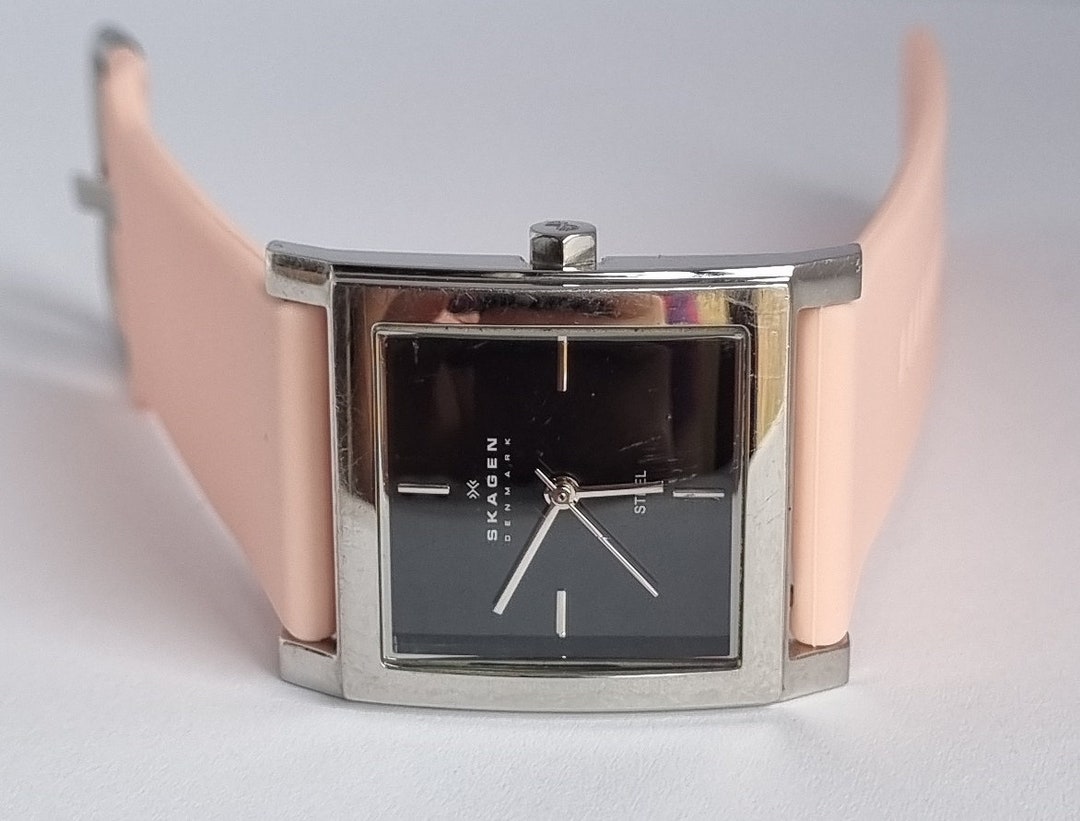 Vintage Danish 2005 SKAGEN 5957L Classic Square Women's Quartz Watch - Etsy
