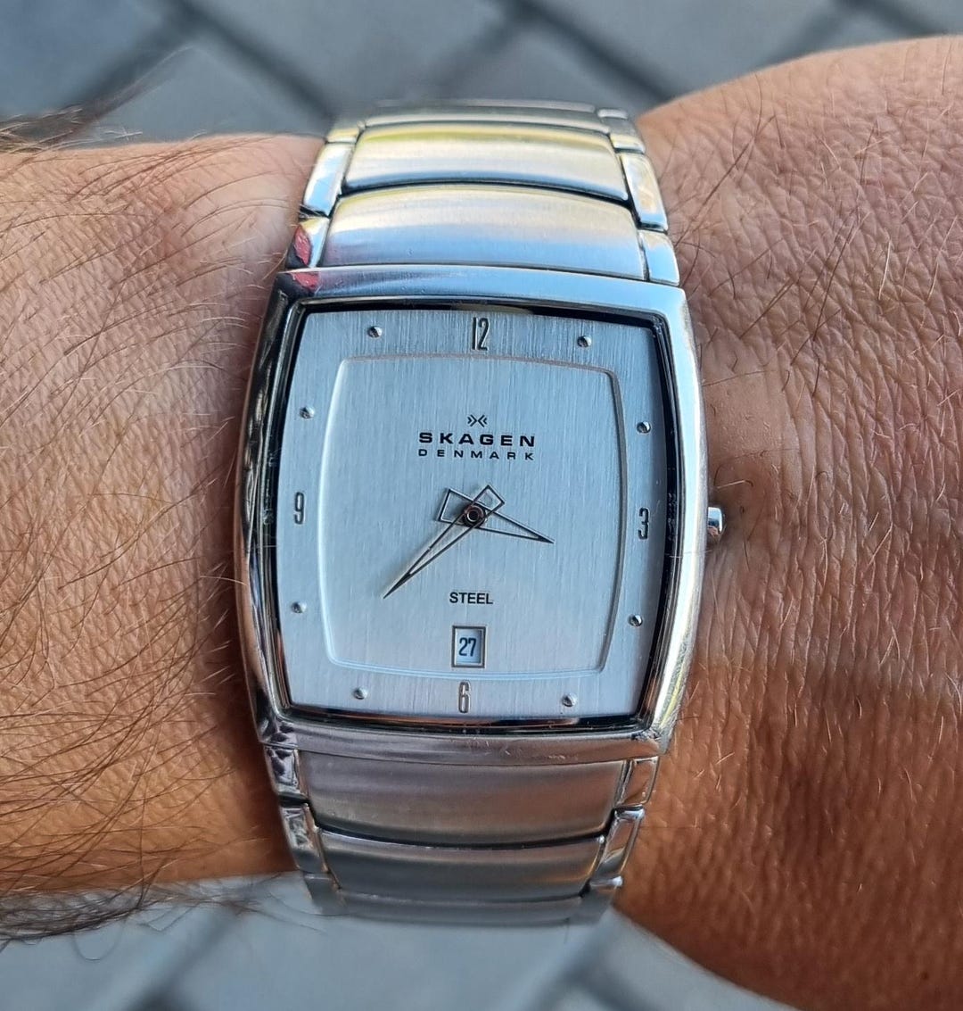 Vintage Danish SKAGEN 380LSXC Silver Dial Men's Quartz Watch W Day - Etsy