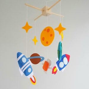 Space Baby Crib Mobile, Nursery Decor, Astronauts Rockets Planets ...