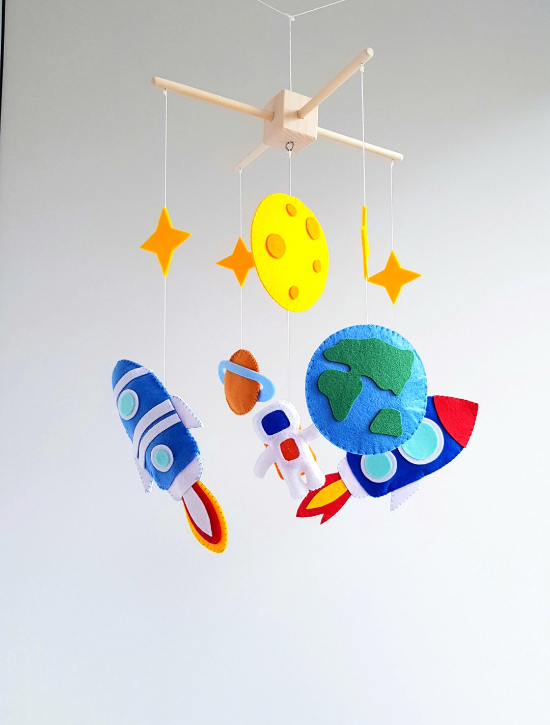 Space Baby Crib Mobile, Nursery Decor, Astronauts Rockets Planets ...