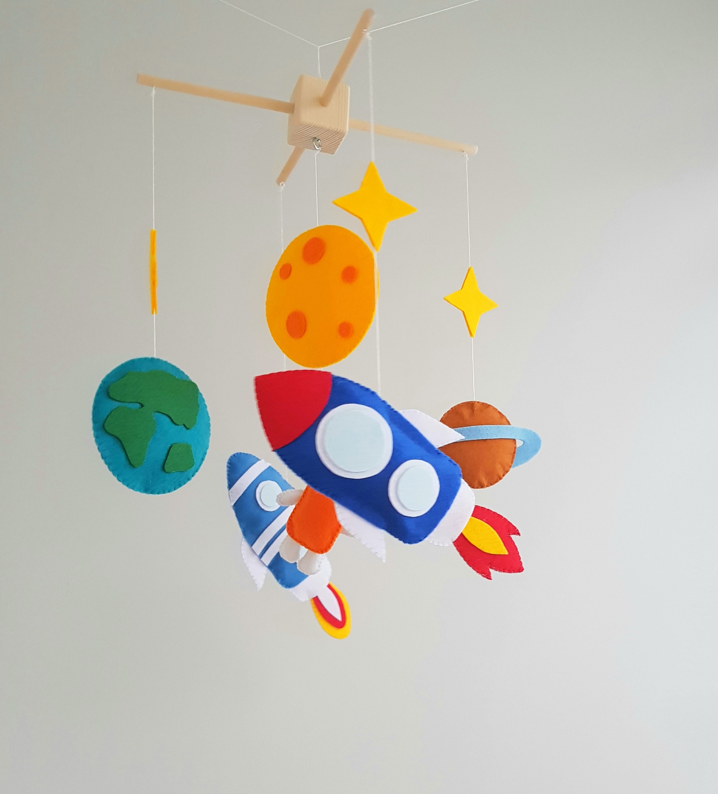Space Baby Crib Mobile, Nursery Decor, Astronauts Rockets Planets ...