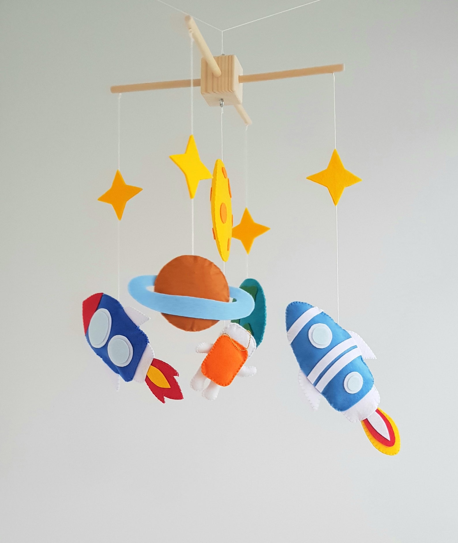 Space baby crib mobile Nursery decor astronauts rockets | Etsy