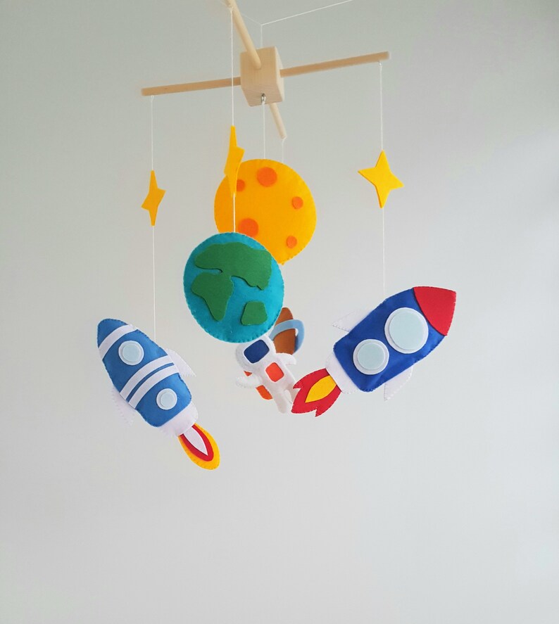 Space baby crib mobile Nursery decor astronauts rockets | Etsy
