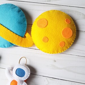 Space Nursery Toy Felt Saturn Planet Jupiter Felt Toy Space Rocket Felt ...