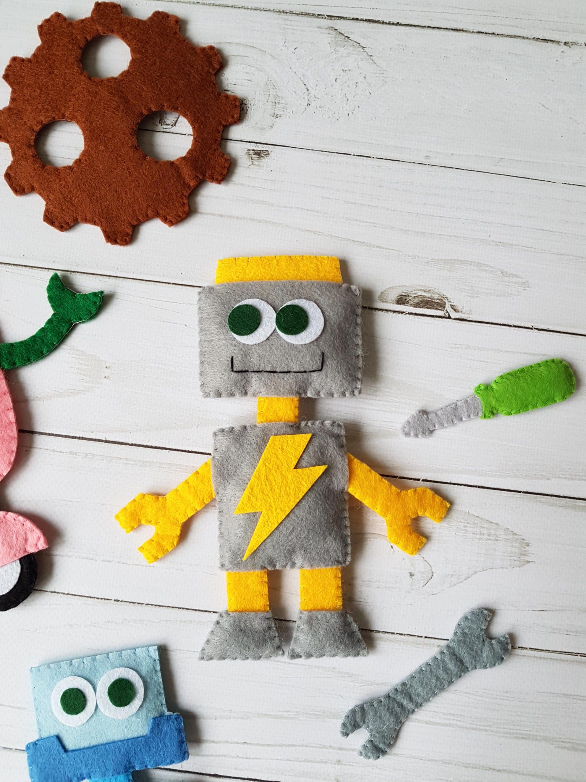 Felt Robot Toy Robot Stuffed Monster Toys Robot Aliens Toys - Etsy