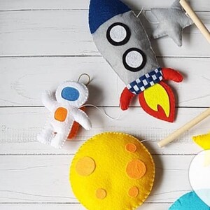 Space Baby Crib Mobile, NASA Decor, UFO Felt Handmade Mobile - Etsy