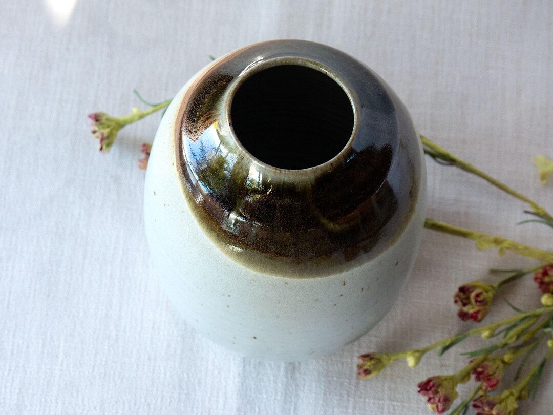 Handthrown Pottery Bulb Shape Flower Vase in Dark Brown and Soft White ...