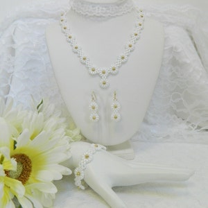 DAISY SET TUTORIAL Daisy Love Set Necklace, Bracelet, and Earrings With ...