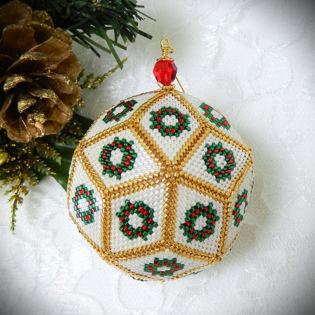 Beaded 3D Peyote Triangle Wreath Ball Christmas DIY Ornament TUTORIAL ...