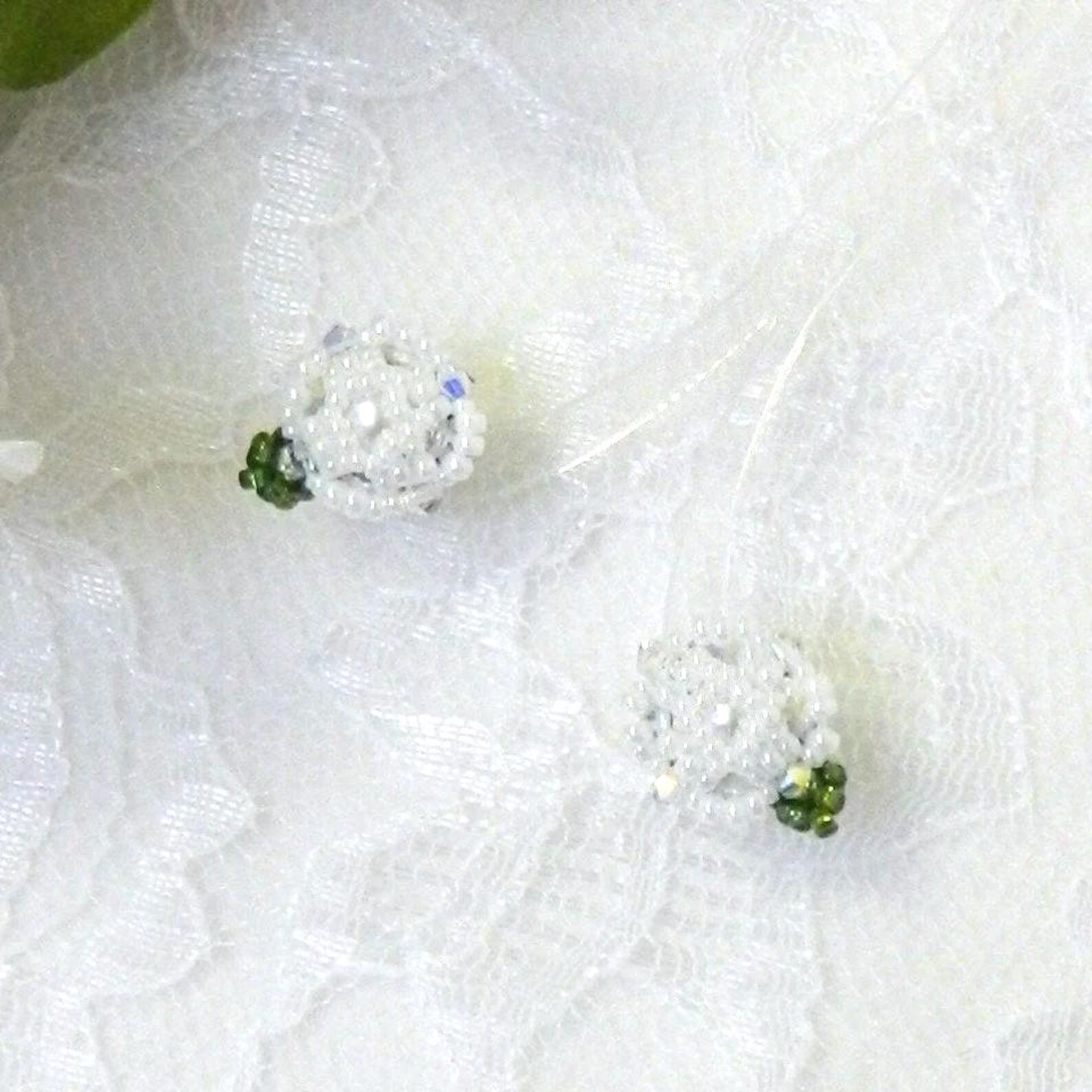 Beaded Crystal & Seed Bead "miniature Rose" Post Earrings TUTORIAL ...