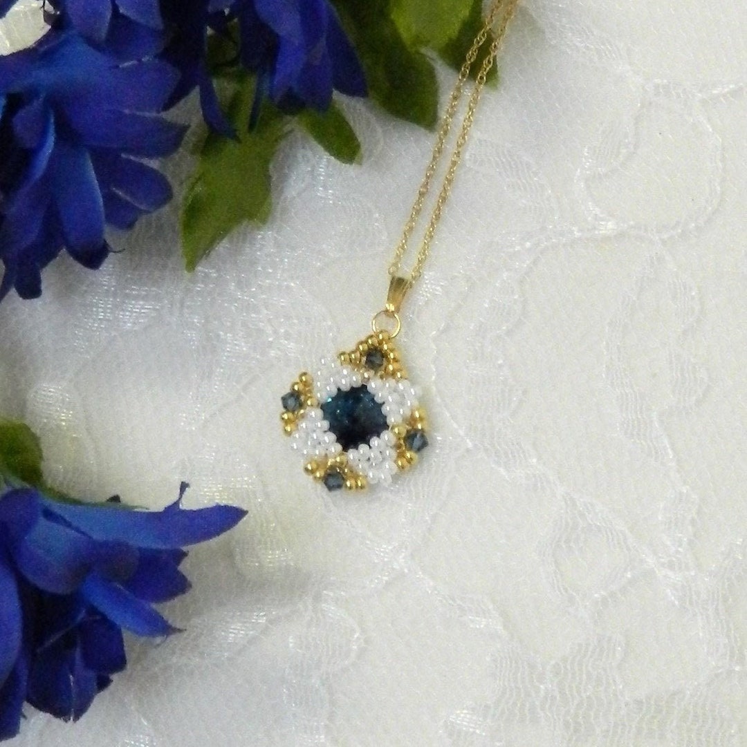 Woven Crystal Rivoli Bezel & Seed Bead Pendant/necklace - Etsy