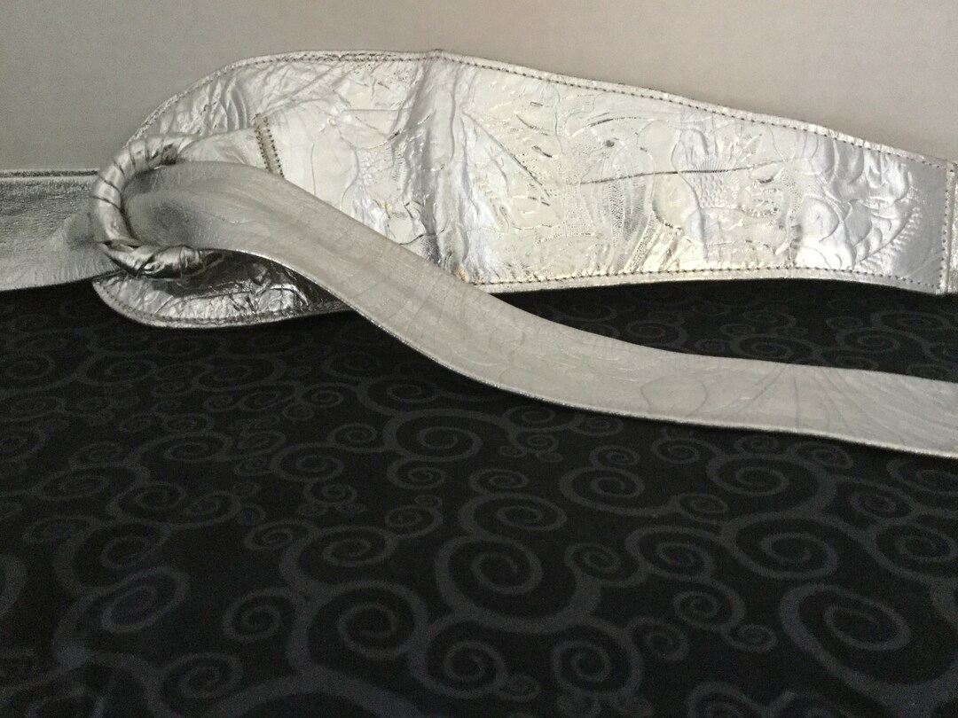 Silver Metallic Belt That Adjusts to Size,from Large to Medium - Etsy