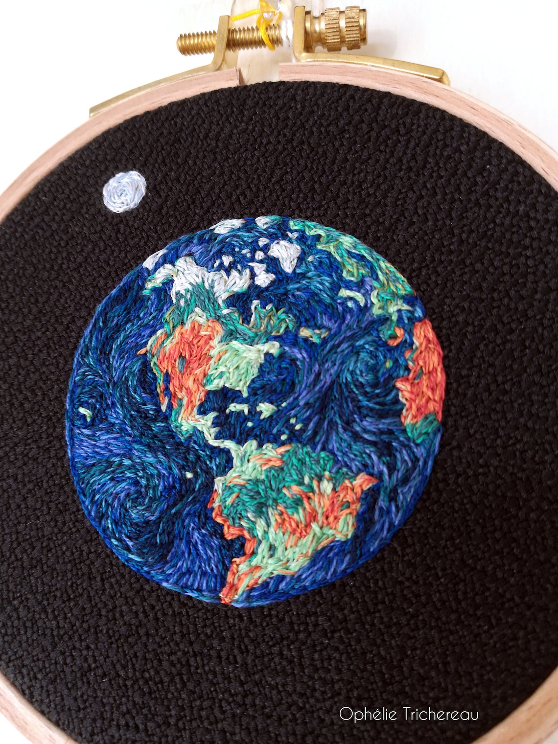 Blue Planet Earth Hand Embroidery // Planète Bleue La - Etsy