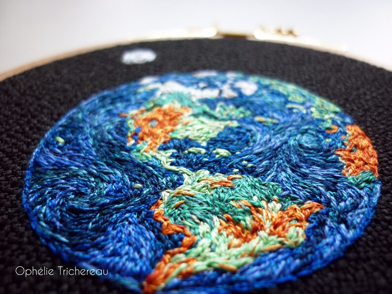 Blue Planet Earth Hand Embroidery // Planète Bleue La | Etsy