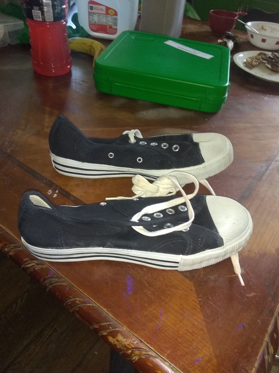 1970 canvas vintage deadstock sneaker shoe low top ba… - Gem