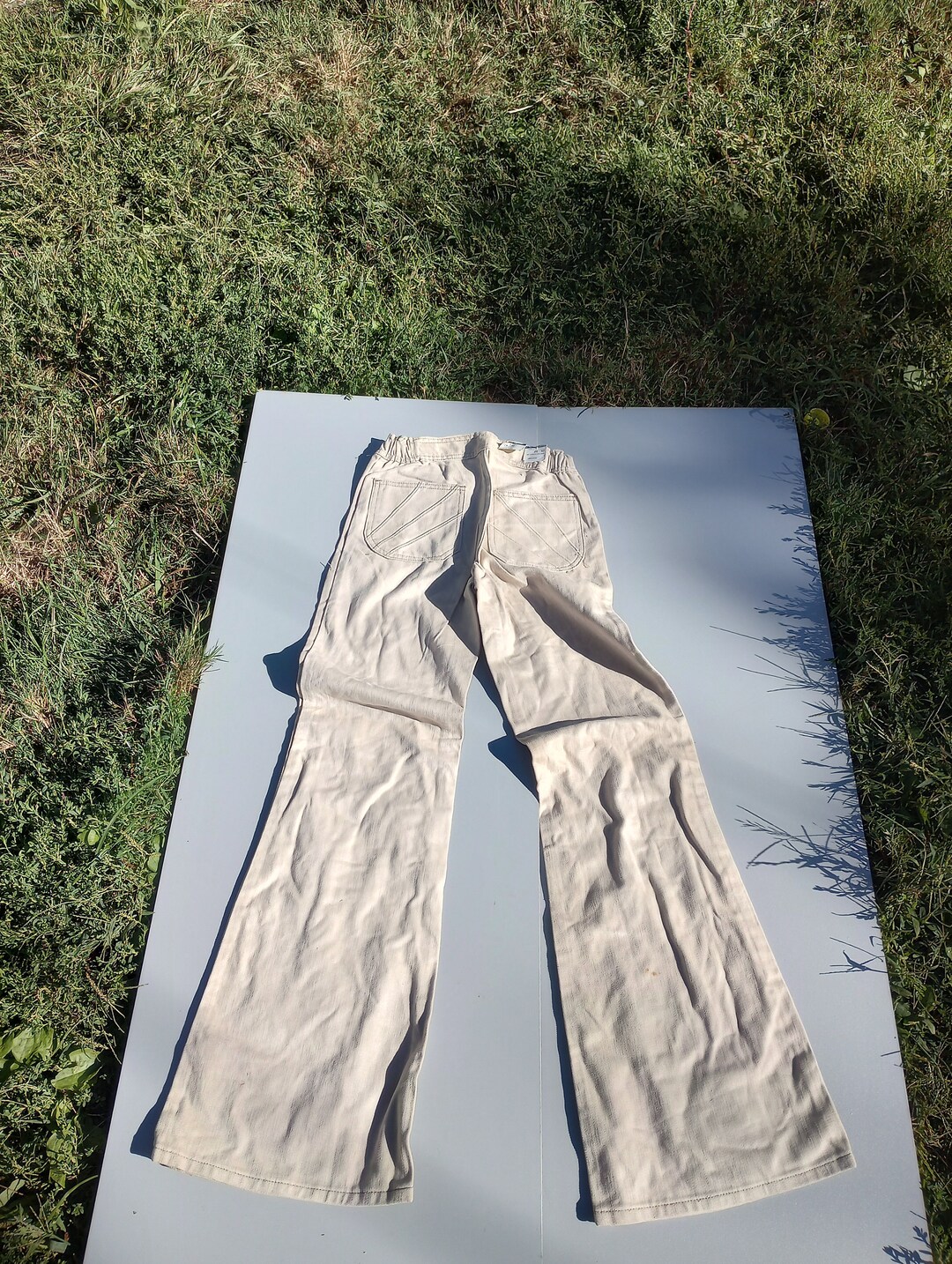 Levi Vintage 1970 White Bellbottom Jeans Elastic Waist Cotton Pant Hi ...