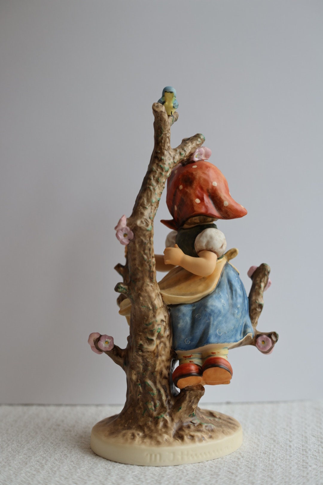 Hummel #141/V “apple Tree Girl” - New in Box - Large Hummel - Etsy