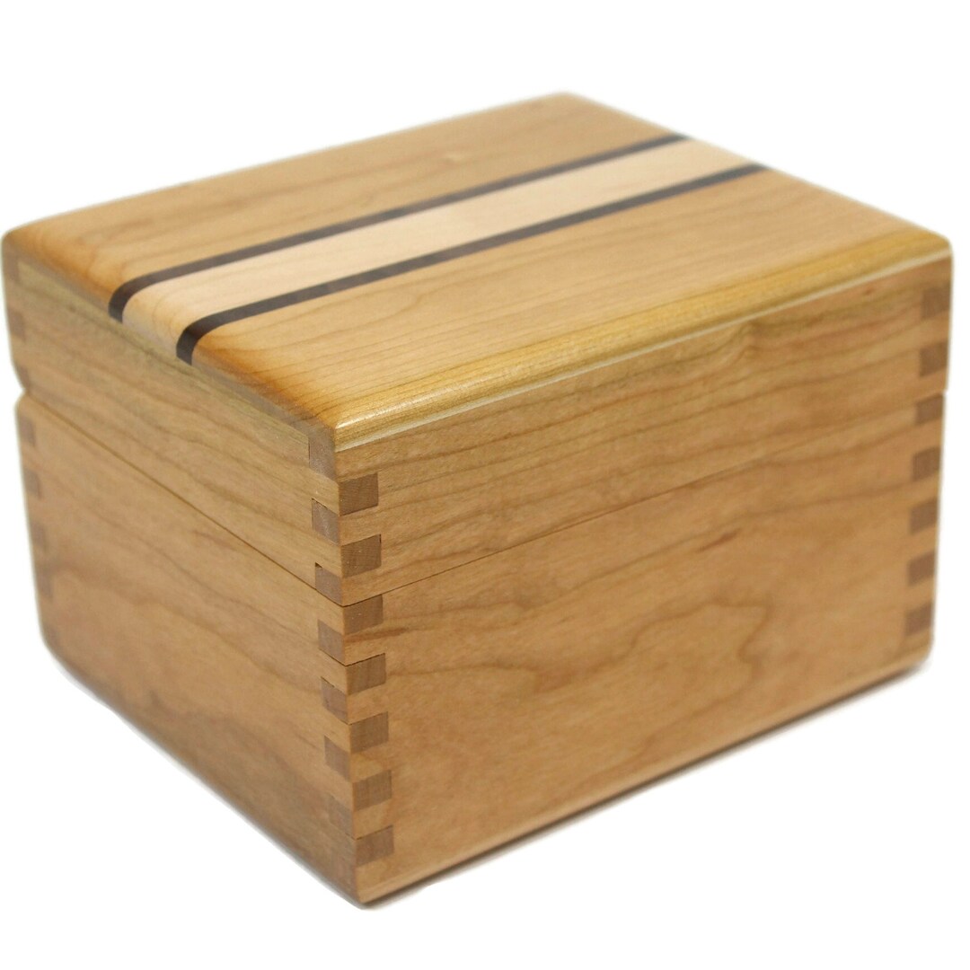 Recipe Box for 3x5 Cards, Divider Made of Cherry, Walnut, and Maple ...