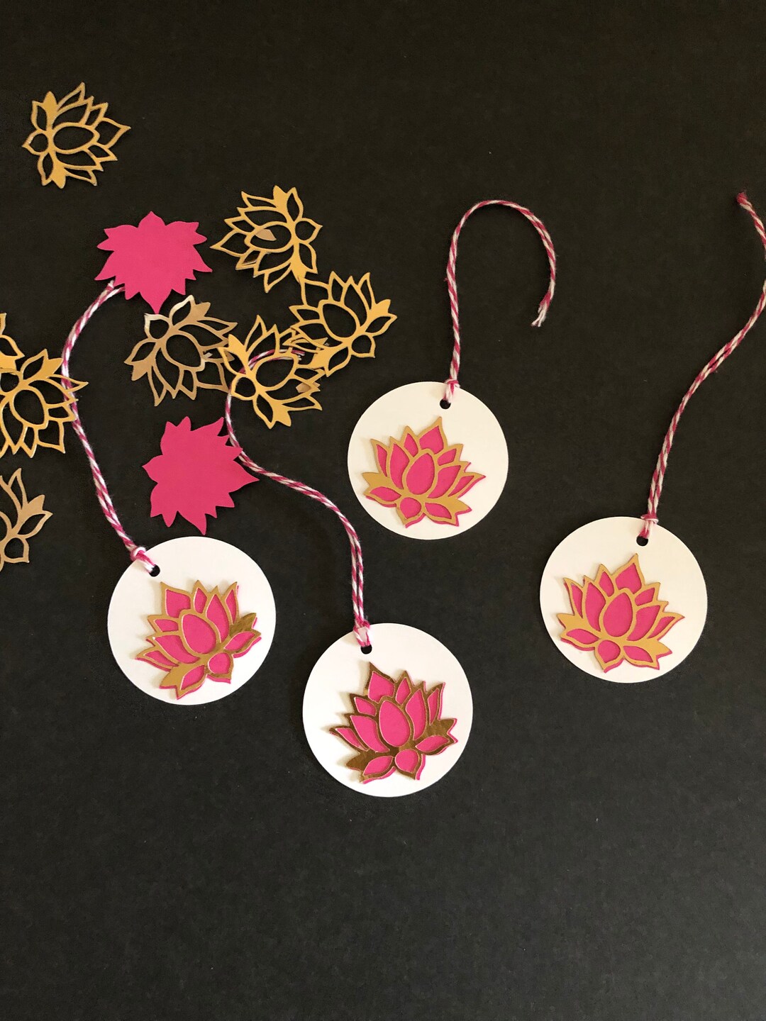 25 QTY Lotus Flower Gift Tags-party Tags-gift Topper - Etsy