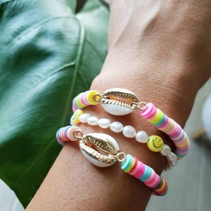 Colorful Cowrie Shell Bracelet. Cowrie Stretch Bracelet. Beach - Etsy