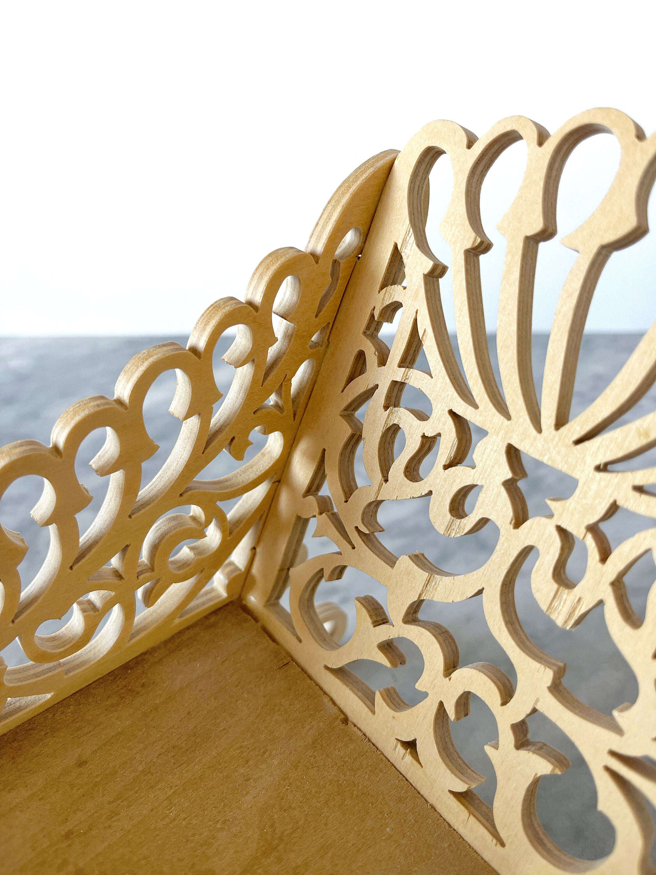 Traditional Wooden 3D Filigree Christmas Sleigh - Scroll Saw Old World ...
