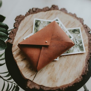 Set of 10 Saddle Leather Envelopes for Prints | Honey Brown | Packaging ...