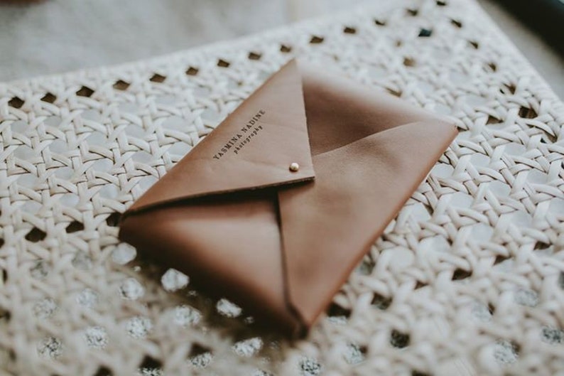 Set of 5 Classic Leather Envelopes for Prints Cognac Brown | Etsy