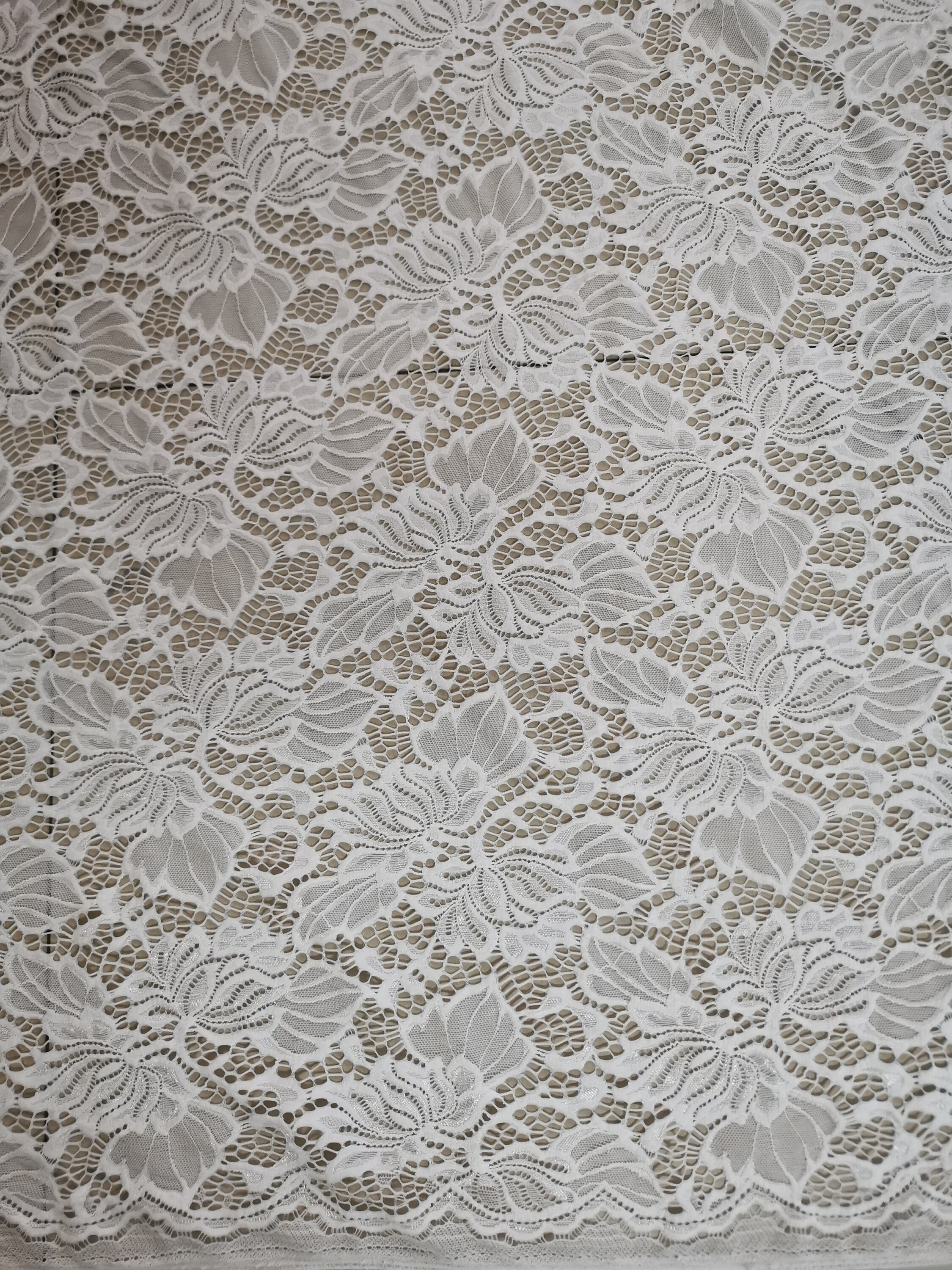 Encaje de hojas encaje de tela floral en blanco tela de | Etsy